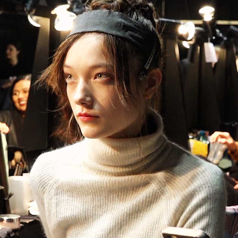 Yumi Lambert, una bellissima top model - ADVERSUS MAGAZINE