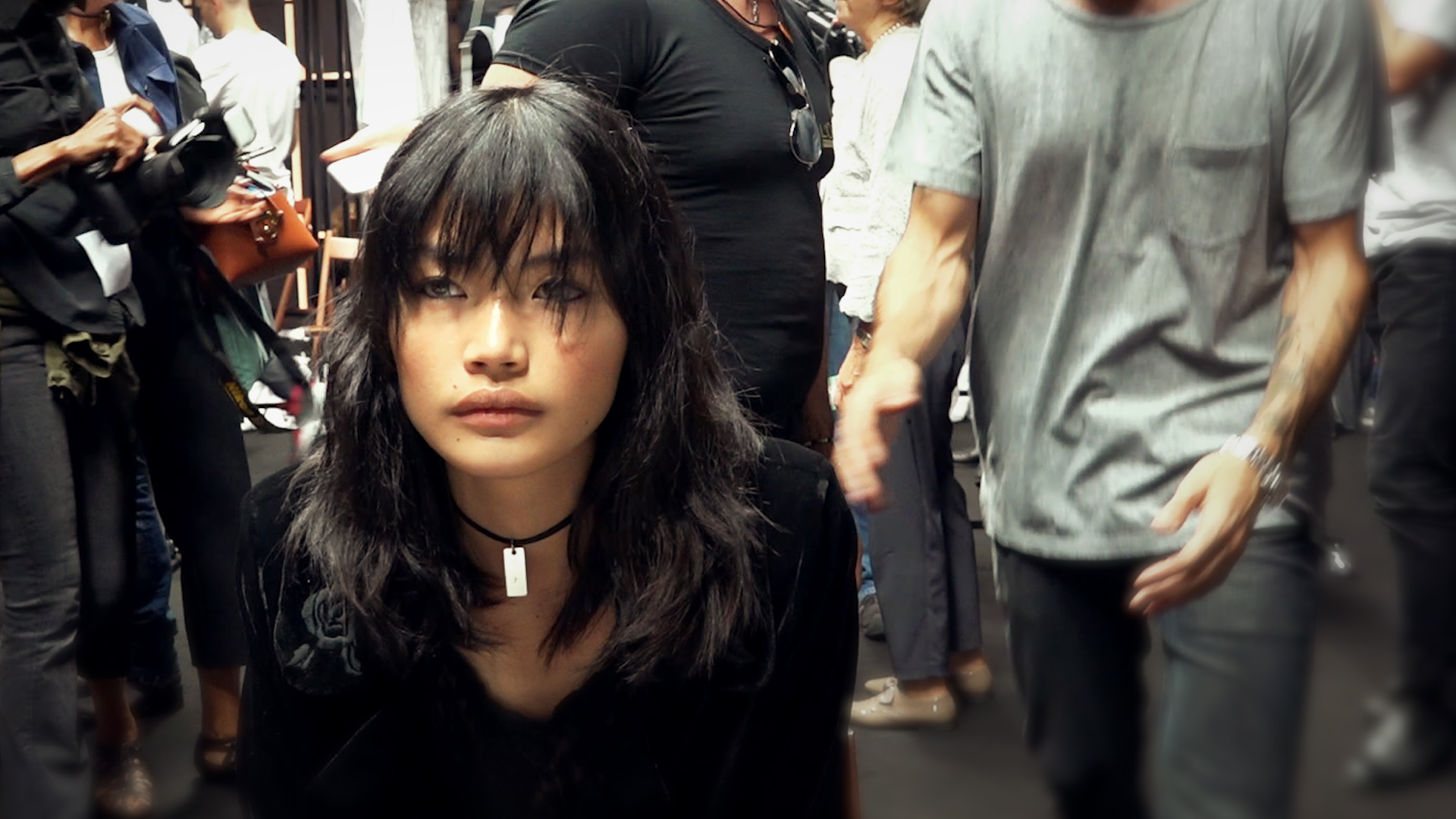 Un capello semplice, naturale, ma trendy - ADVERSUS MAGAZINE