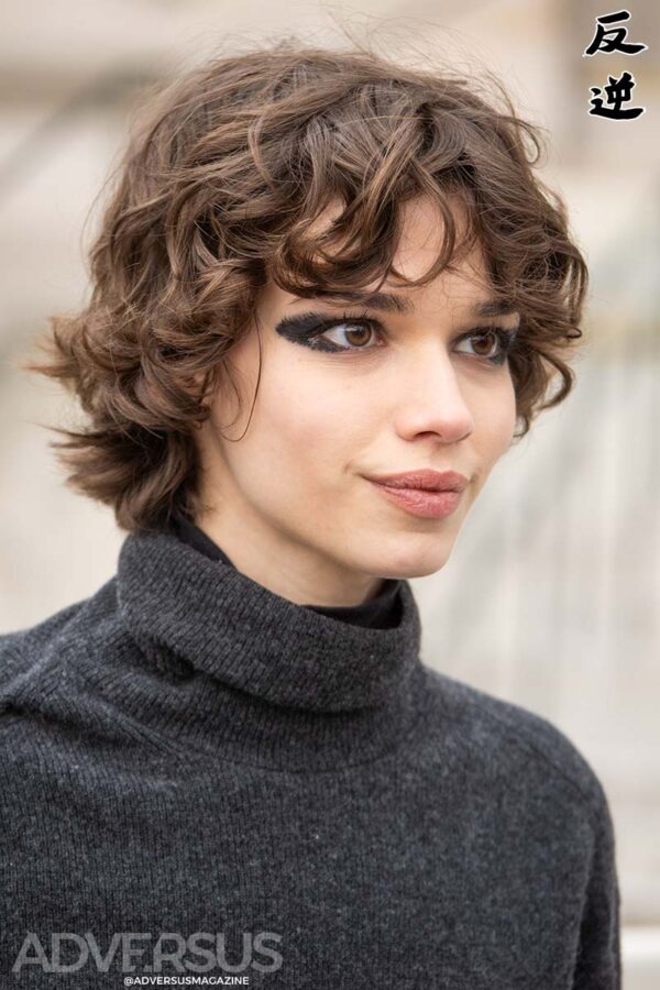 Acconciature e tagli di capelli corti nel 2025: femminili e cool